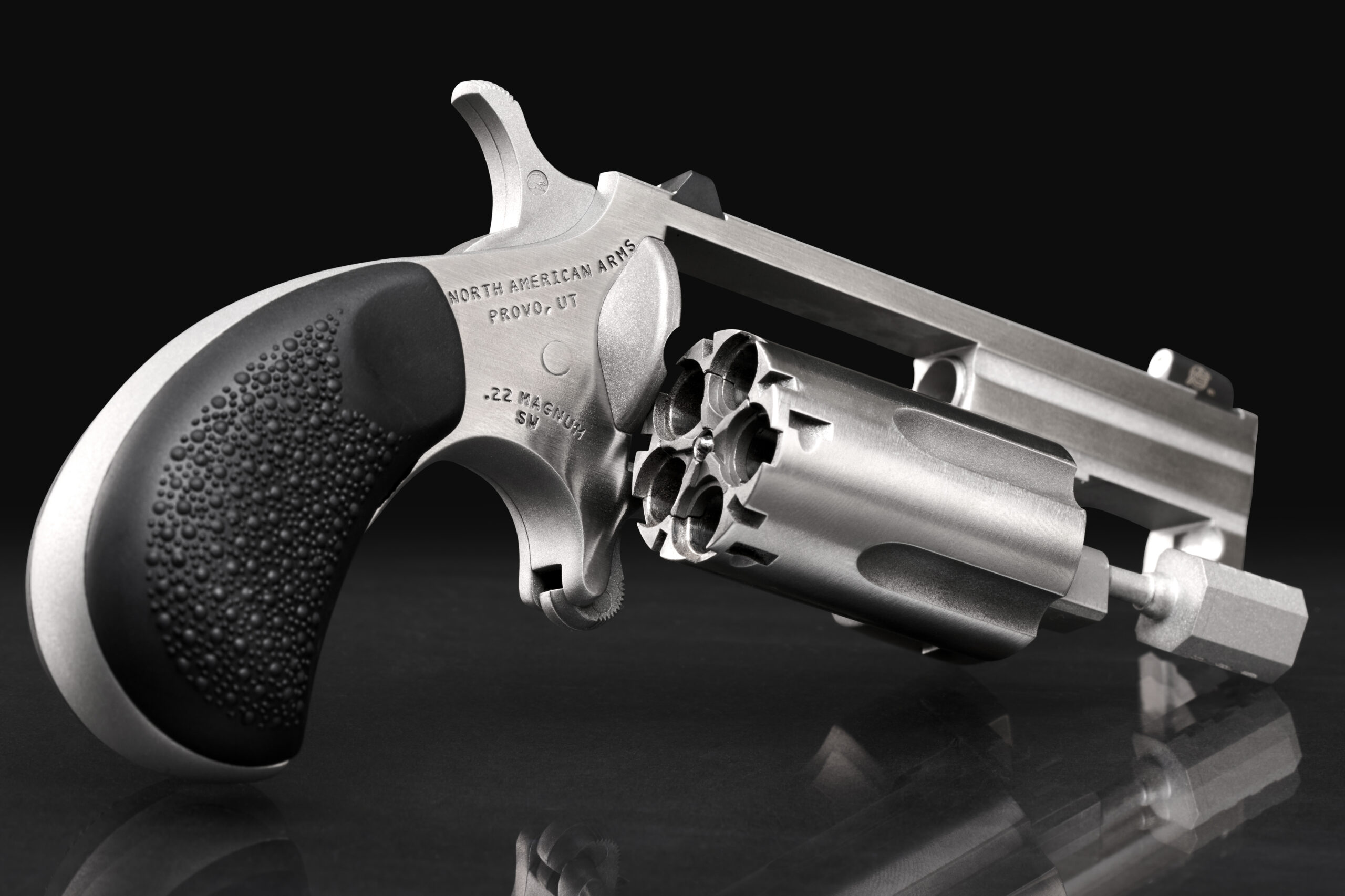 The Sentinel | NAA-SNT | Swing-Out Tactical Mini-Revolver